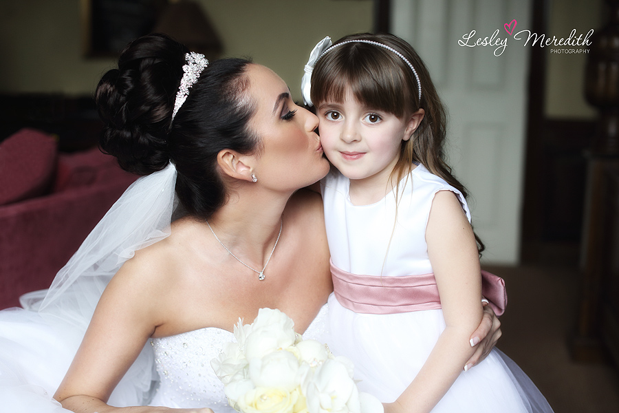 Nikki & Chris Rowton castle - Lesley Meredith Wedding Photography