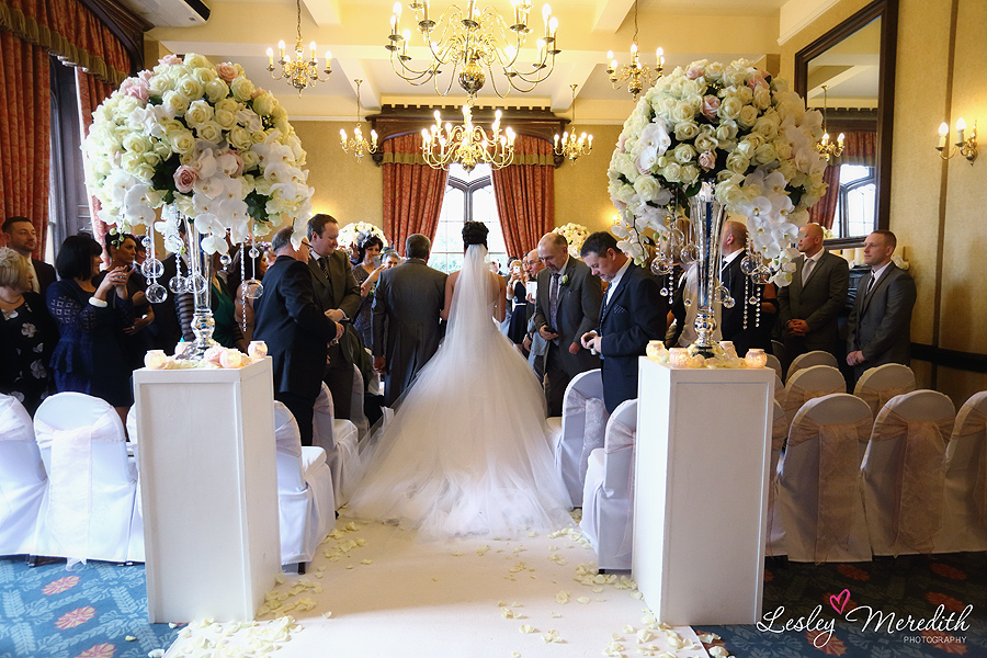 Nikki & Chris Rowton castle - Lesley Meredith Wedding Photography