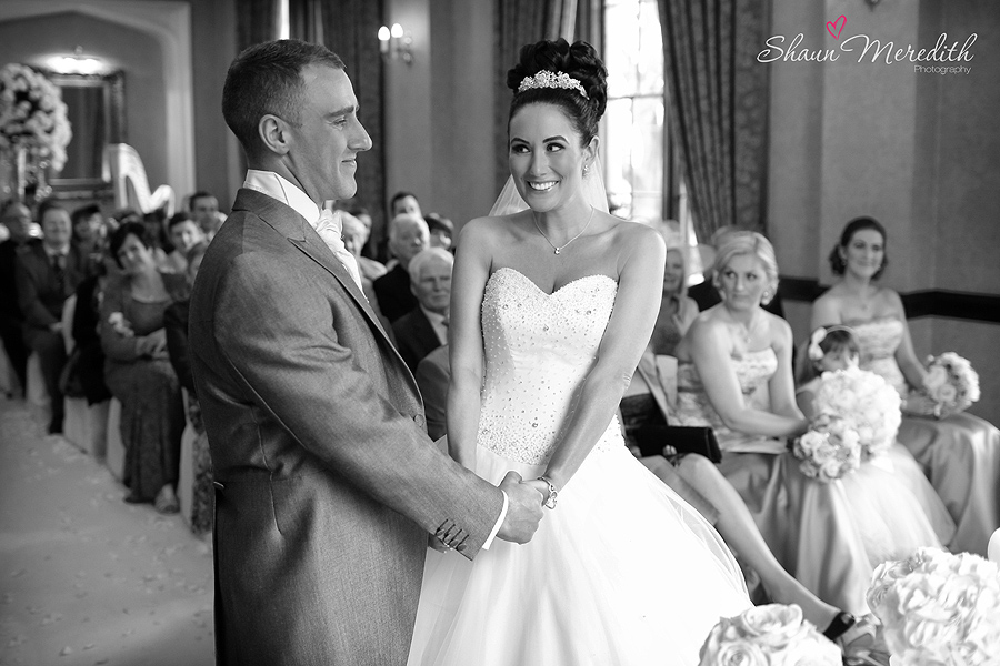 Nikki & Chris Rowton castle - Lesley Meredith Wedding Photography